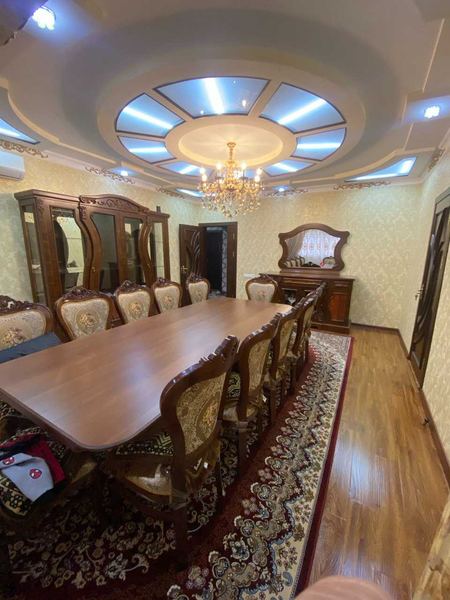 Азия супермаркет,бывший кинотеатр Нукус 4/4/9,площадь 92,5 м2