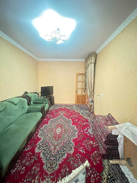 Срочно на Тинчлике 3х комнатная квартира на 2 этаже, 70 м2
