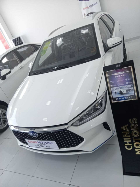 BYD E2 Restayling  2023  16 ming som evaziga 401/km yuring