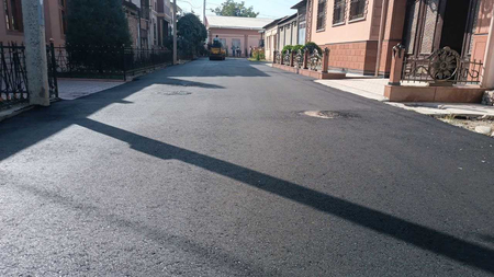 Asfalt yotqizish xizmati