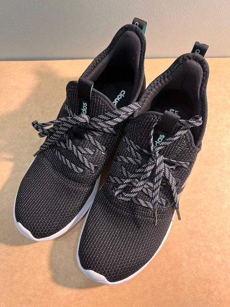 Новые кроссовки Adidas