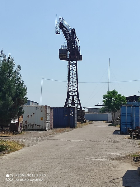 Продаем рабочий башенный рабочий кран
БКСМ-7-5Г .