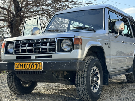 Hyundai Galloper