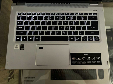 Acer Spin 3 Сенсорный Intel Core i7-1065G7 озу8гб 256ssd