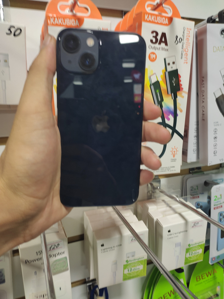 Iphone 13 sotiladi black 128