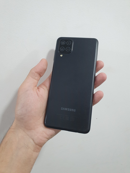 Samsung Galaxy A12 память 32gb хама жои ишлаши зор
