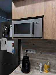 Микроволновая печь Samsung MS23T5018AG