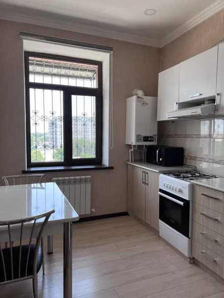 L14 СРОЧНО 2шка в самом ЦЕНТРЕ! Госпиталка, Гранд мир,Нукусская, Ойбек