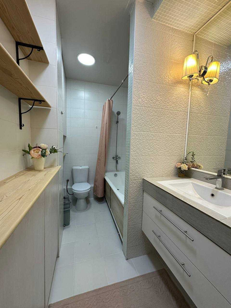Максим Горький • Буз базар • 2-комн •  72 м² • этаж 6/9 • [MGA: 507]