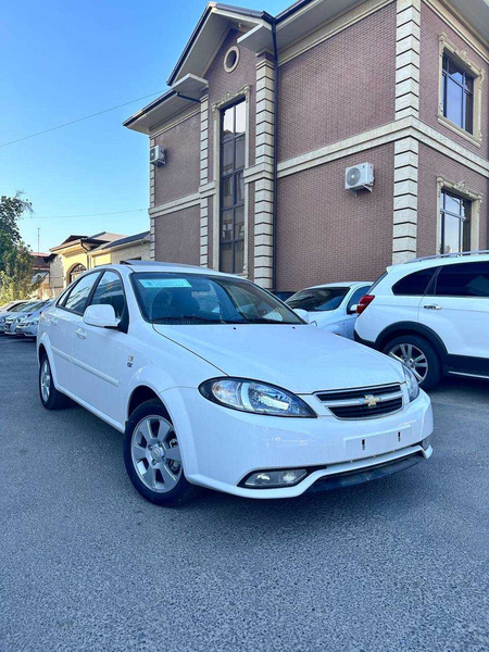 Chevrolet Laceeti L-style plus AT full paket halol nasiyaga