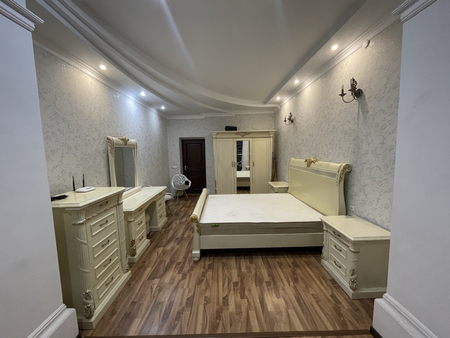 Продажа 2 комнатная 56квМ Чиланзар  2 Аллея Гагарина