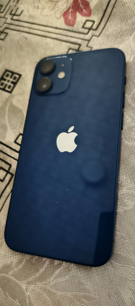 Iphone 12 mini sotiladi