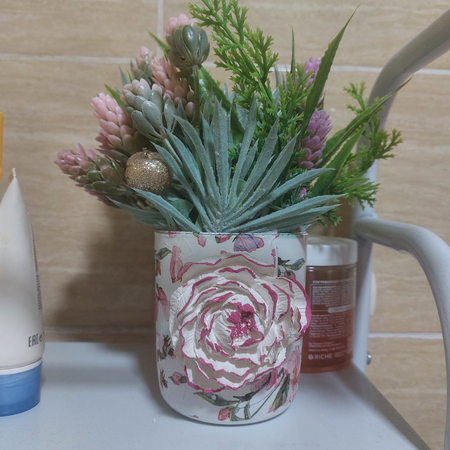 Продаеться изделия из гипса, декор