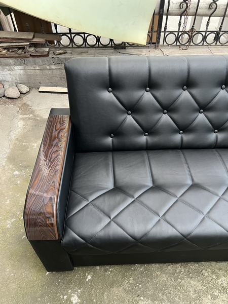 Divan koja myaxkaya mebel Диван кожа мяхкая мебель Divan Диван