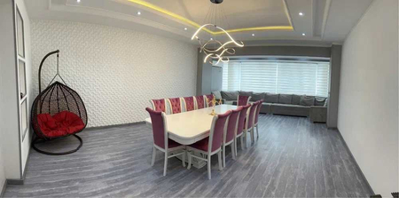(К129134) Продается 7-ми комнатная квартира в Шайхантахурском районе.