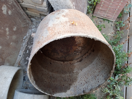 Половина бака от водяного котла