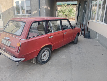 Vaz 2102 srochna sotiladi