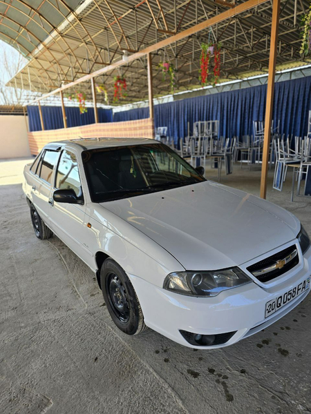 nexia 2 1.6L sotiladi