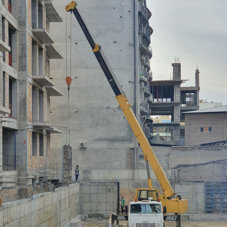 Avto kran xizmat 24 metir 16.t
