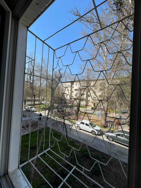 Продаются б/у решетки для окон
