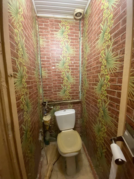 Продаётся 1 комн квартира. 1/2/4, 40 м². Спутник 17