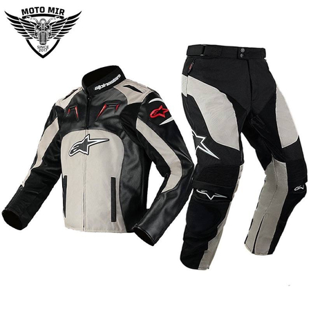 В наличии имеется новый раздельный мотокомбинезон DAINESE