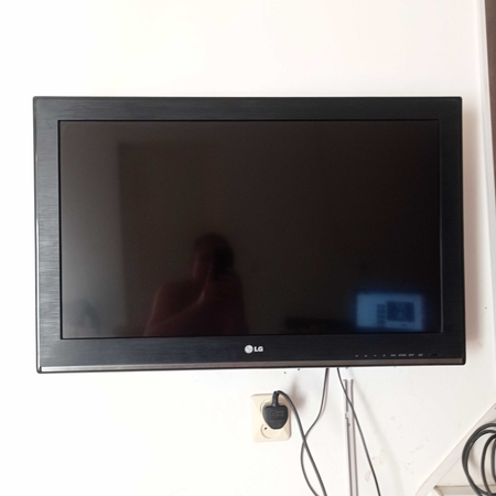 Продам телевизор LG 34.