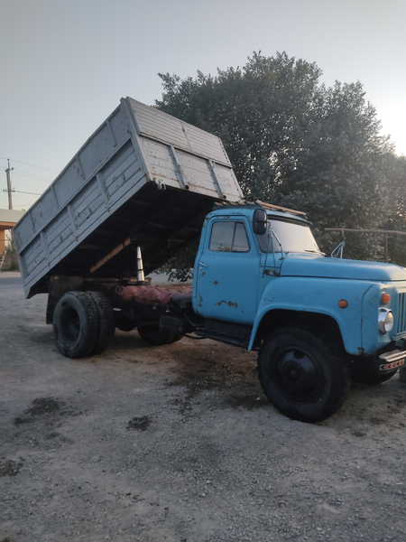 Gaz 53   Sotiladi