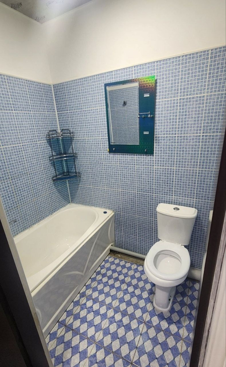 1 xonali kvartira sotiladi