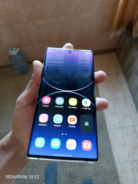 Samsung not 10 plus 12/256