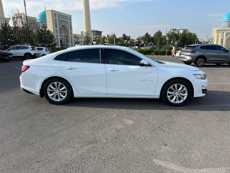 Malibu 2 Premier 2021