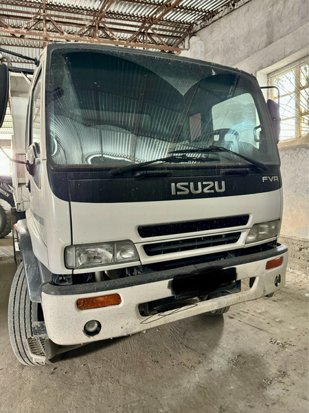 Isuzu samasval 10 t