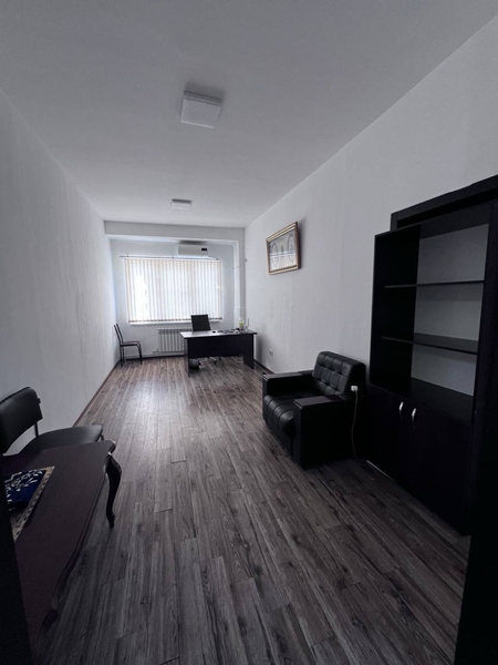 Аренда под офис 20м2 с мебелью, 6 этаж