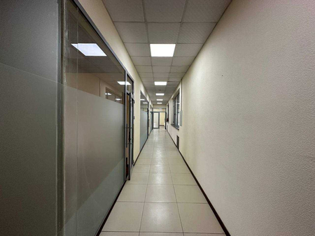 Продается комерческий объект  2200 кв.м Яккасарайский ра