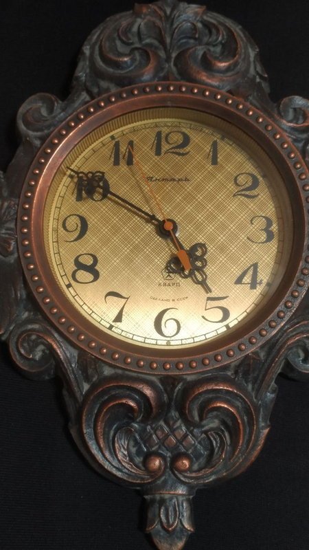 Соат сотилади 1 та