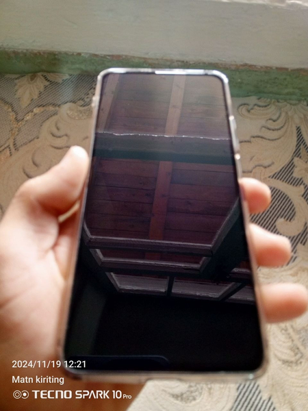 Poco f3. 5G  garantiya beriladi