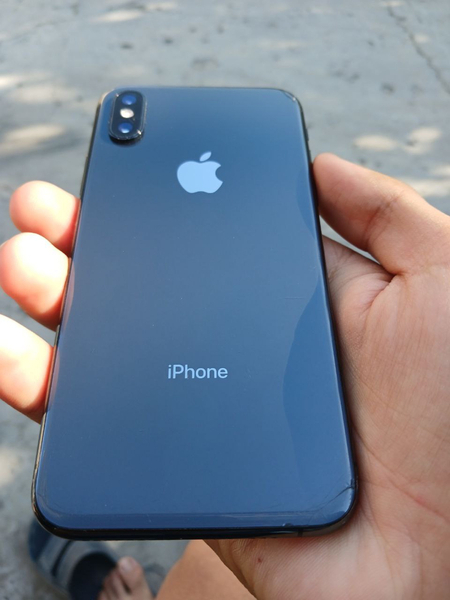 Iphone Xs sotiladi