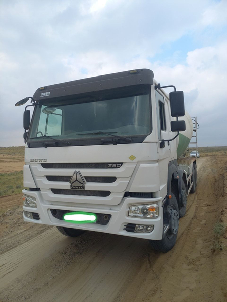 HOWO миксер 12 кублик автобетоносмеситель сотилади!!!