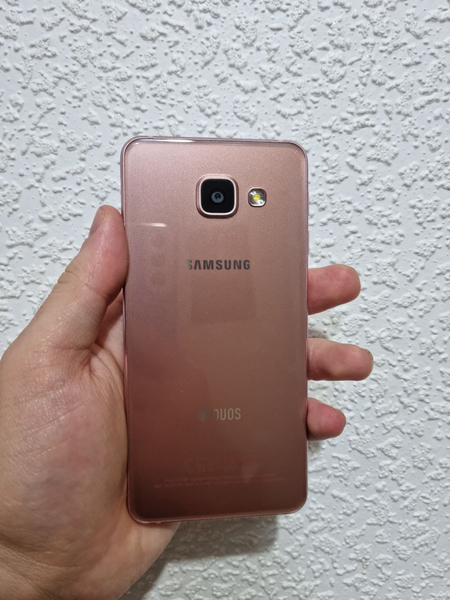 Продаю телефон Samsung galaxy А 3 в отличном состоянии!