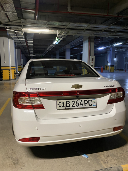 Продается Chevrolet Epica 2.4 2010 год