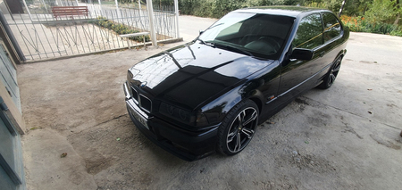 BMW36 sotilyapti
