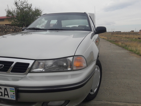 Nexia 1 2004 yil xamma joyi radnoy 100% probegi xalol 95000