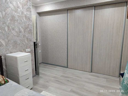 V5295 квартира 3/1/3 Сергели IBR  запоавка,на против машинный базар