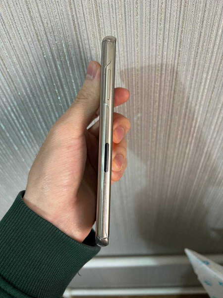 Продам Samsung Galaxy A8(2018)