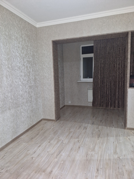 Метро Улугбек 3/3/4 Торговый центр Чиланзар 2квартал. Торг на месте