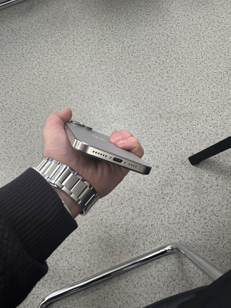 Iphone 15 pro max srochna