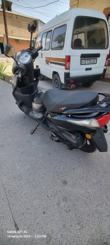 Skuter benzinvi 150 kb