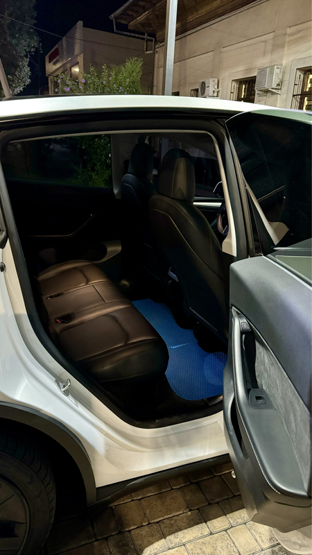 Tesla model Y Dual motor long range