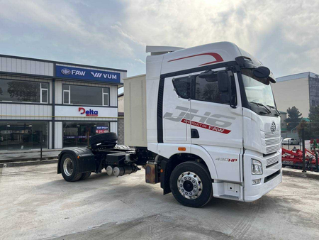 Седельный тягач FAW 4х2 CNG Метан подушка Газ