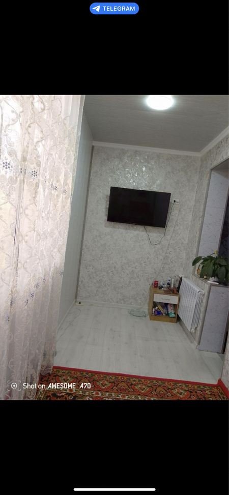 7mkrda joylashgan 4etaj 1xonalik karzinka oldida 1xona 2xona qilingan